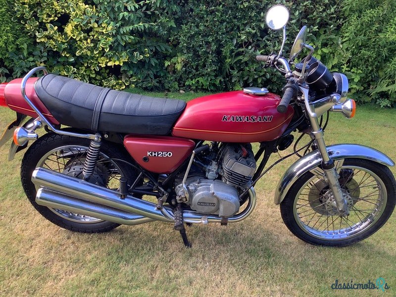 1977' Kawasaki Kh250 for sale. Lancashire