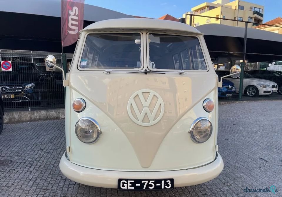 1965' Volkswagen Type 2 for sale. Portugal