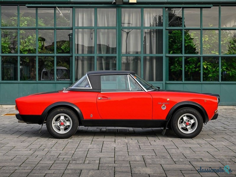 1976' Fiat 124 Spider for sale. Italy