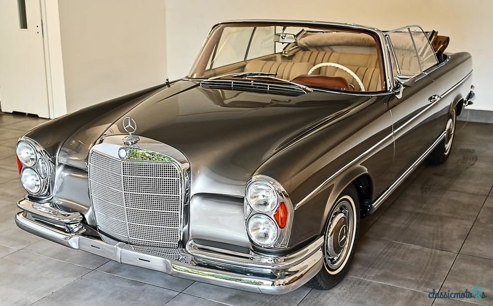 1963' Mercedes-Benz 220SE W111 for sale. Poland