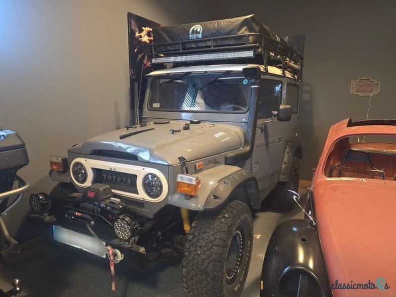 1970' Toyota Fj para venda. Polônia