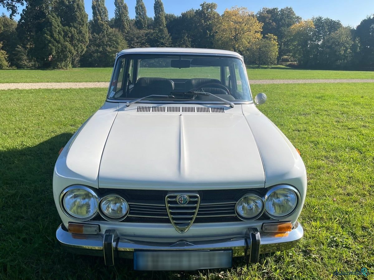 1972' Alfa Romeo Giulia for sale. France