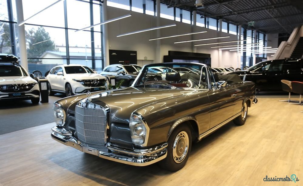 1962' Mercedes-Benz 220SE W111 for sale. Poland