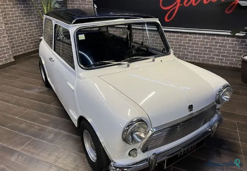 1969' Morris Mini for sale. Portugal