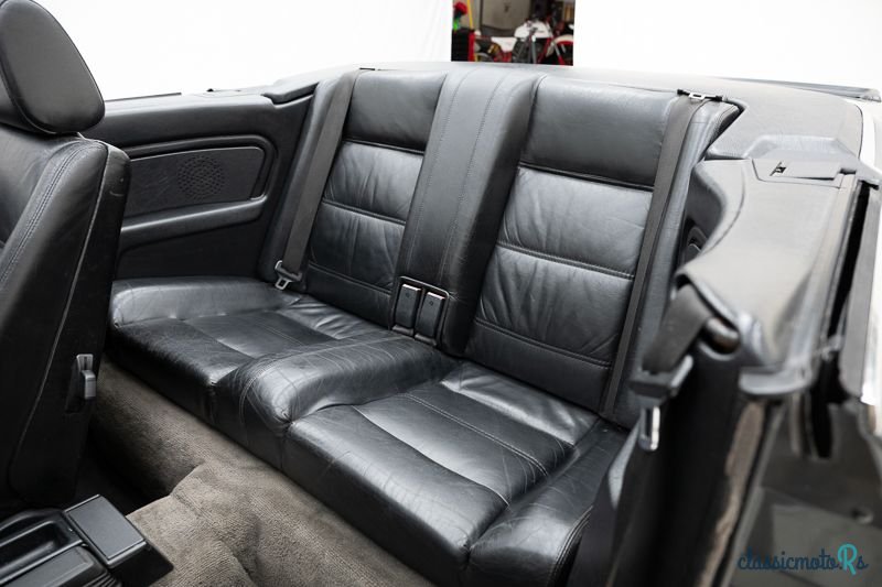 1988' BMW 325i Cabriolet '88 CH26243 for sale. Belgium