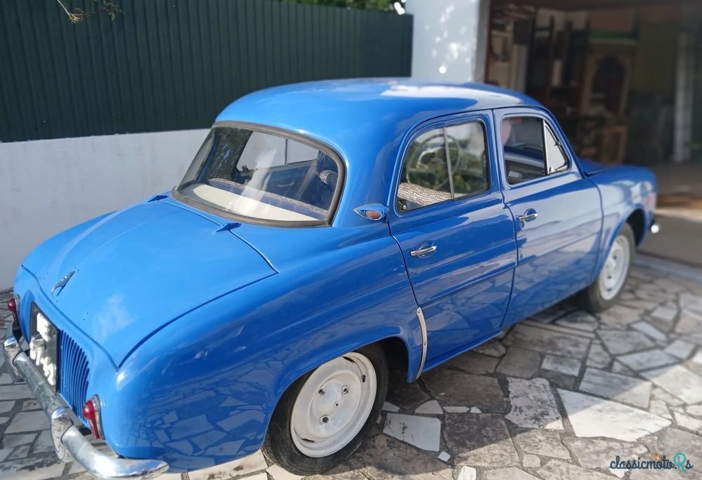 1960' Renault Dauphine for sale. Portugal