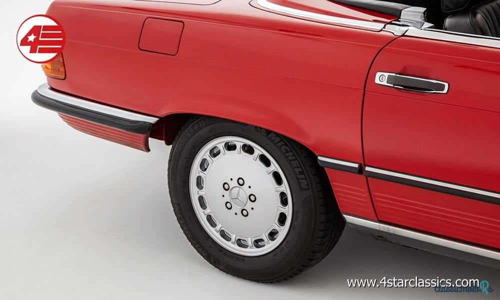 1989' Mercedes-Benz Sl Class en venta. Surrey