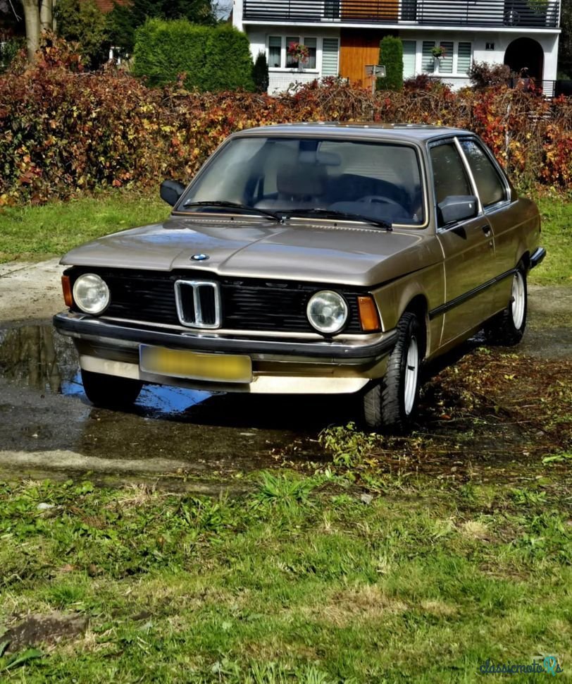 1977' BMW Seria 3 318I for sale. Poland