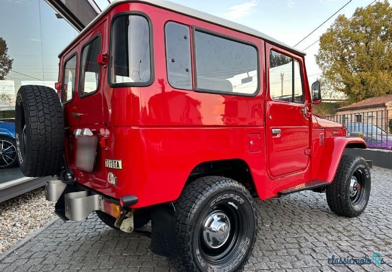 1980' Toyota Bj 40 for sale. Portugal