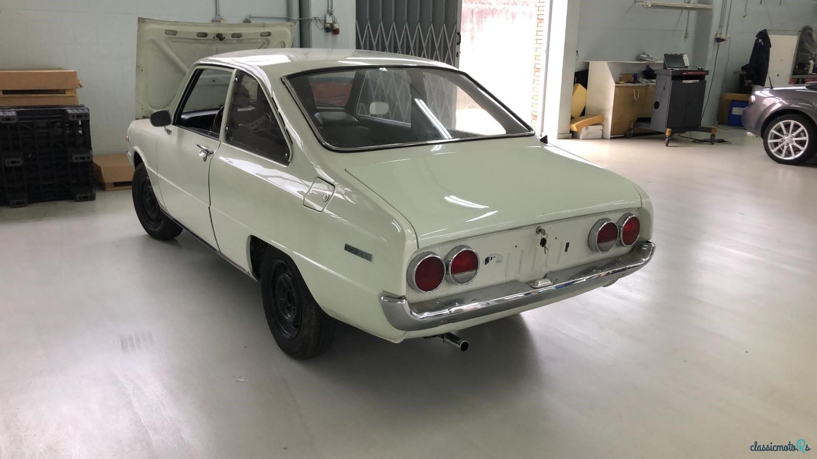 1971' Mazda 1200 SL for sale. Portugal