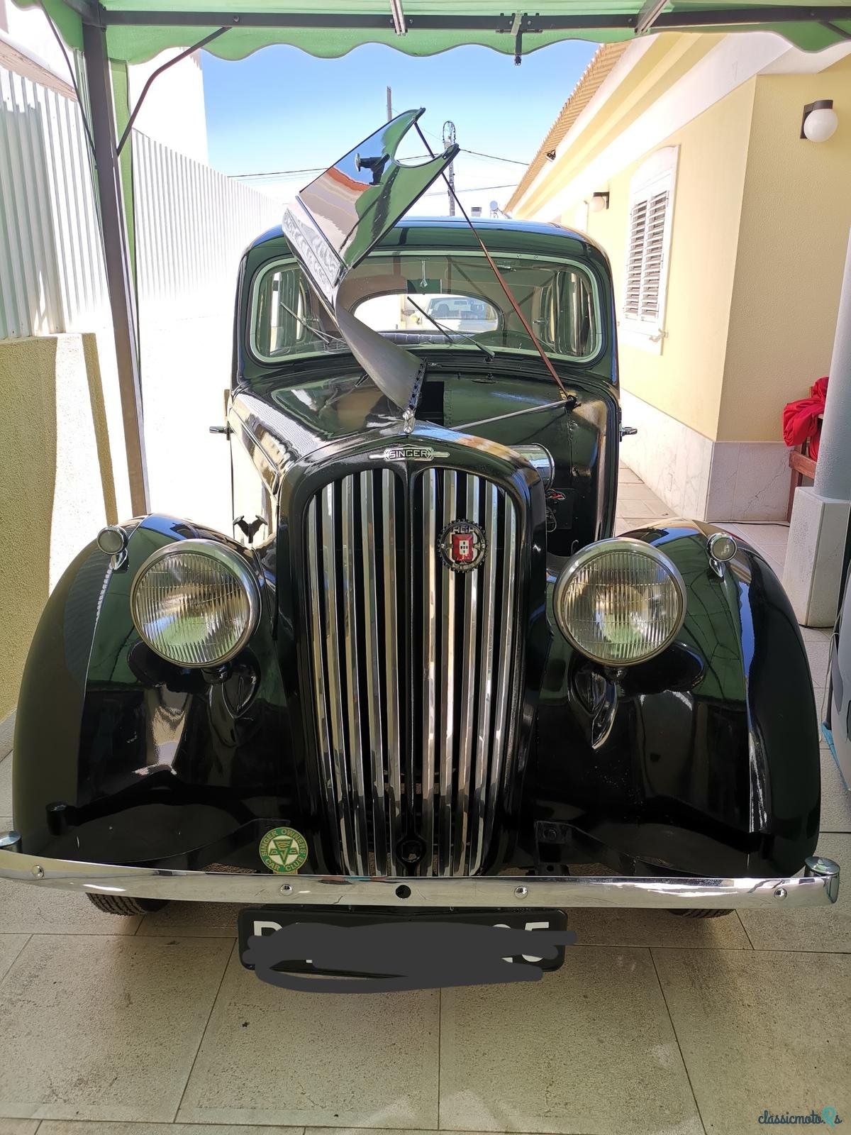 1948' Singer for sale. Portugal 1948' Singer for sale. Portugal